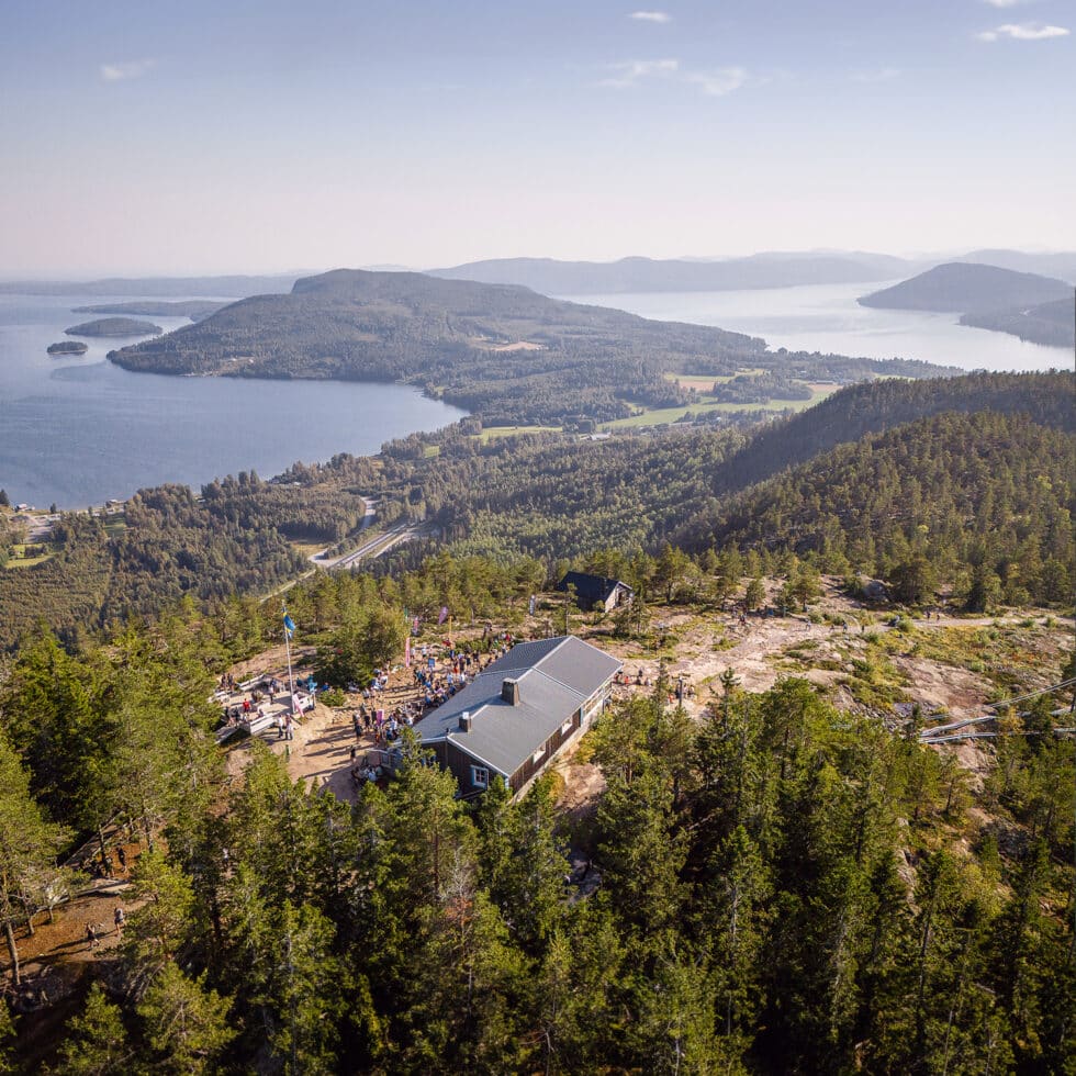 Skulebergets Linbana - Friluftsbyn